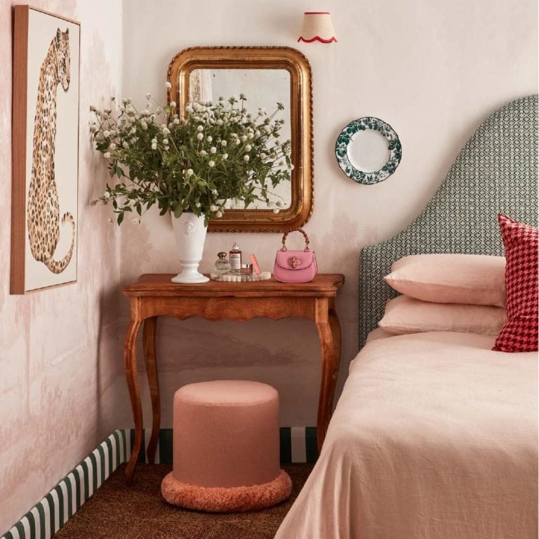 Genevieve Bed head - Heatherly Design genevieve