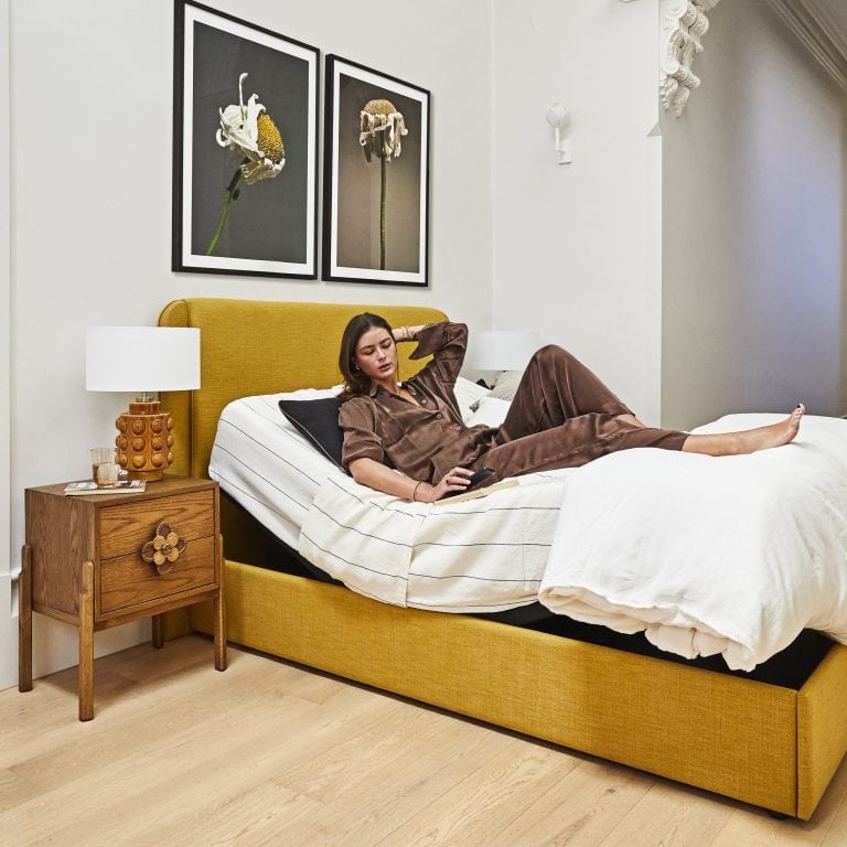 Movable Frame to floor bed base - Heatherly Design